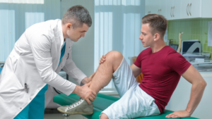 Understanding FOOSH Injuries: Causes, Symptoms, and Treatment - Aksha ...